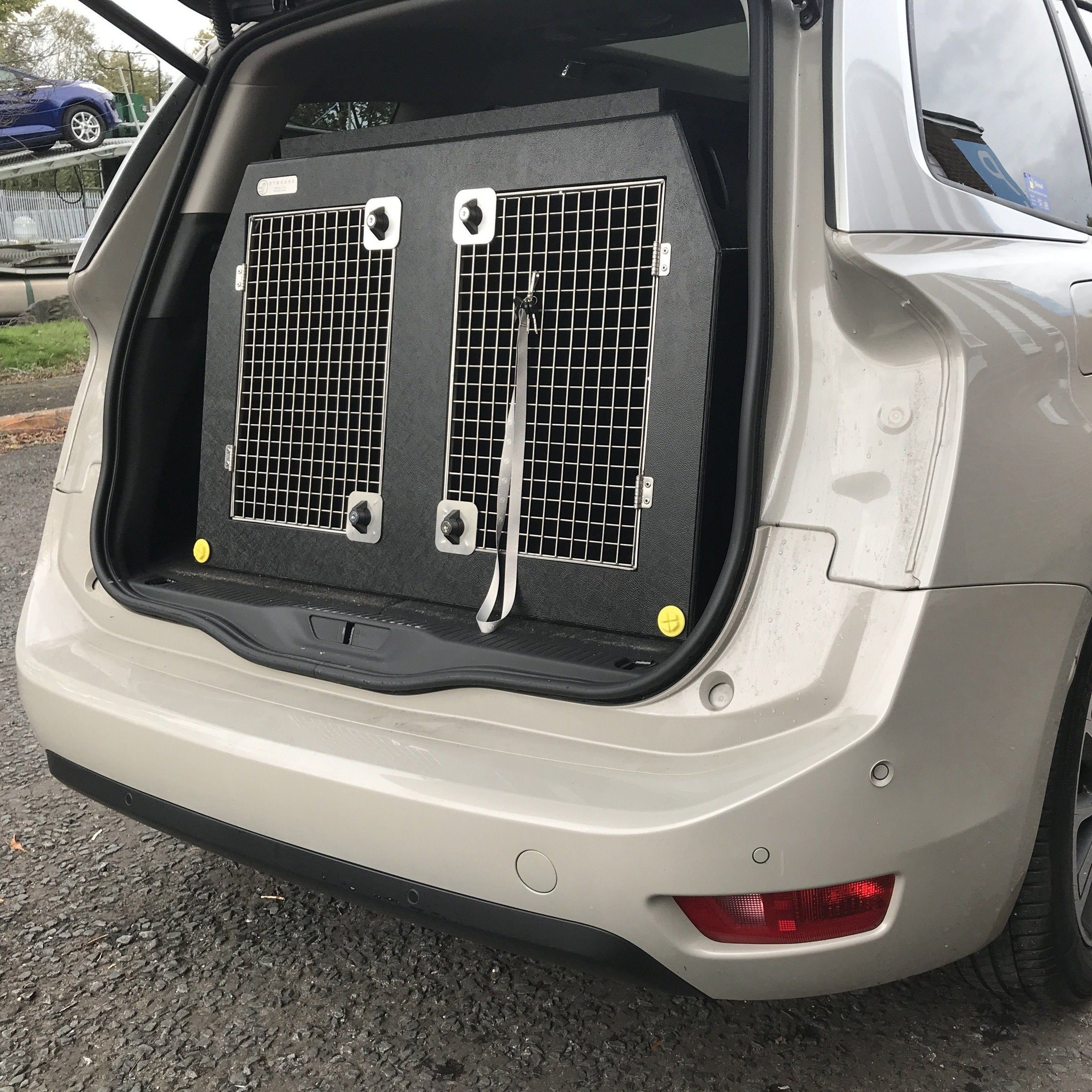 Citroen C4 Grand Picasso DT 3 Transport Crate For Dogs — DT BOXES