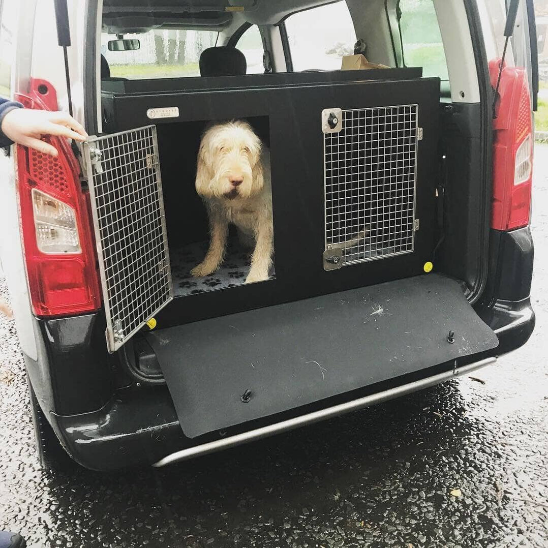 Citroen e-Berlingo Peugeot e-Rifter Dog Travel Crate — DT BOXES
