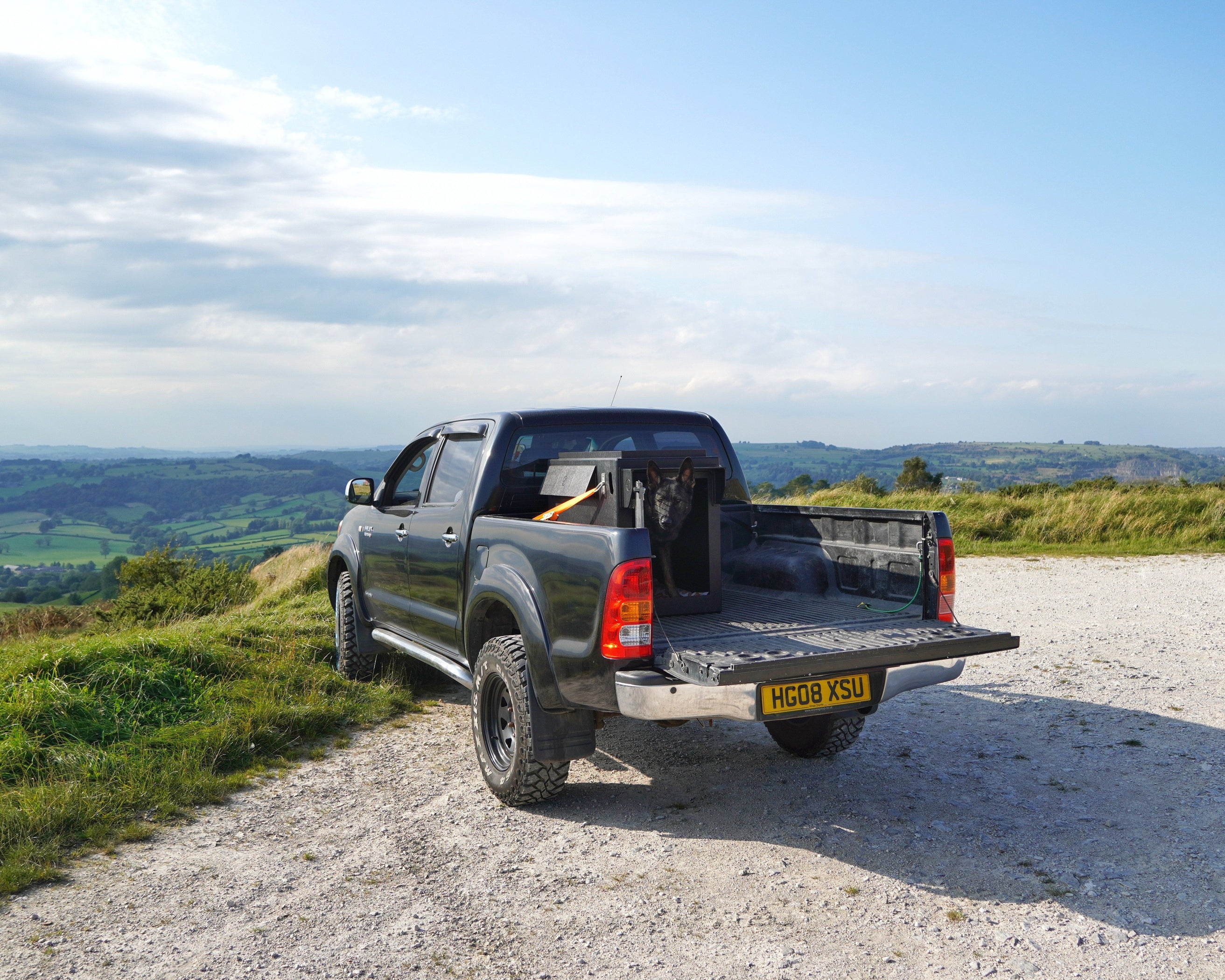 DT 500 Dog Crate For Pick up Jeep — DT BOXES