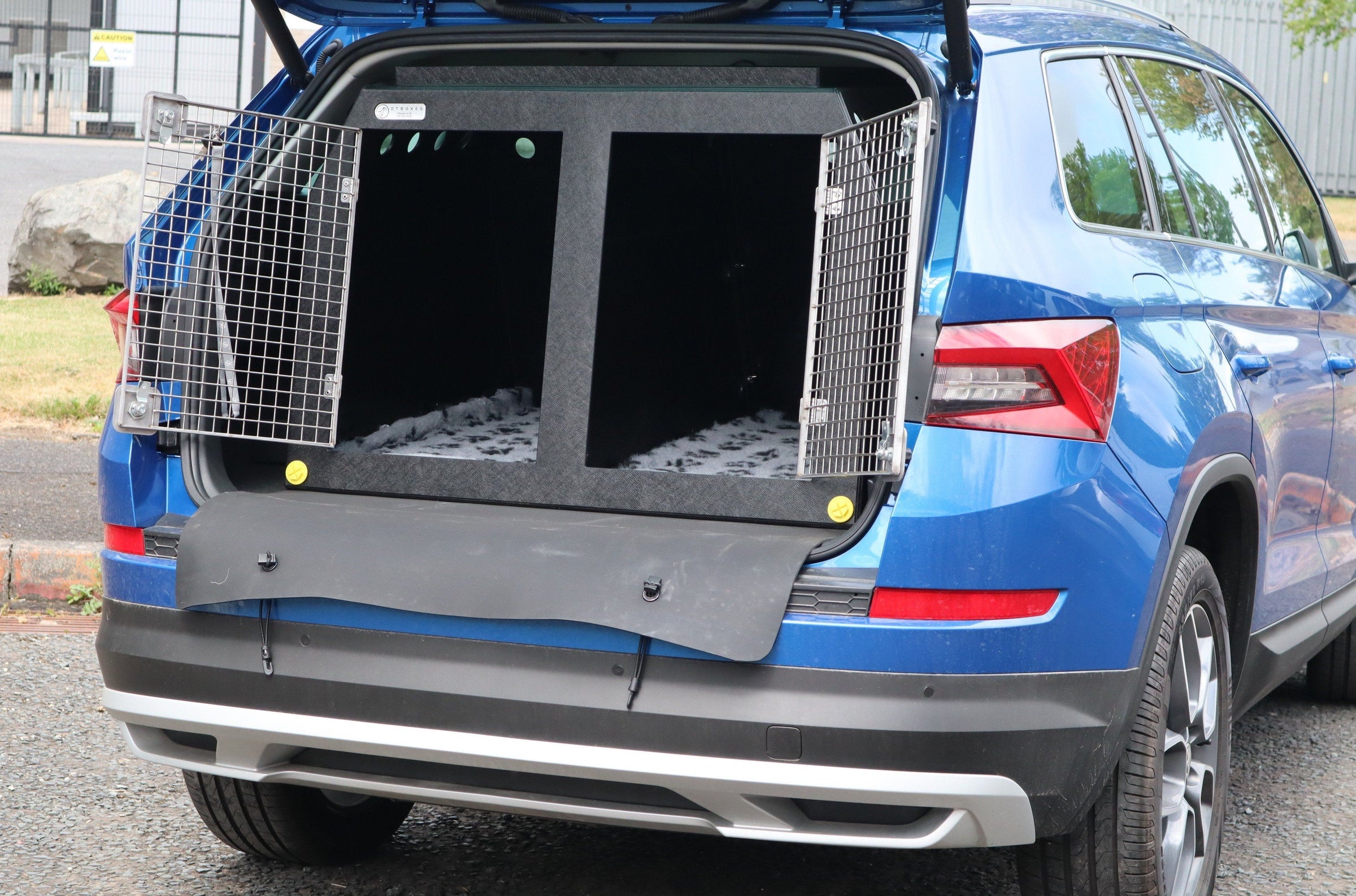 DT 3 Dog Crate For Skoda Kodiaq — DT BOXES