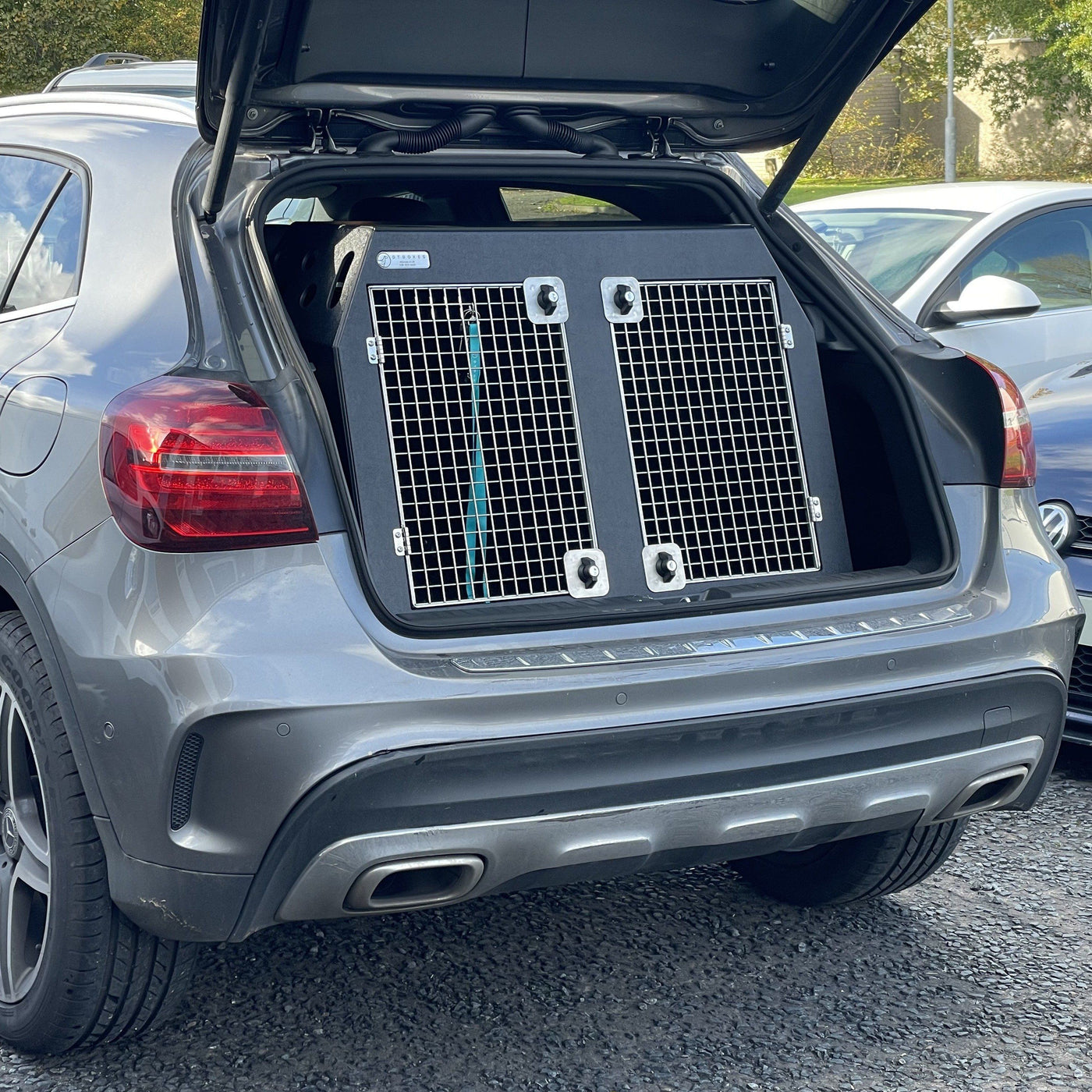 Mercedes GLA Transport Cage For Dogs For Sale — DT BOXES