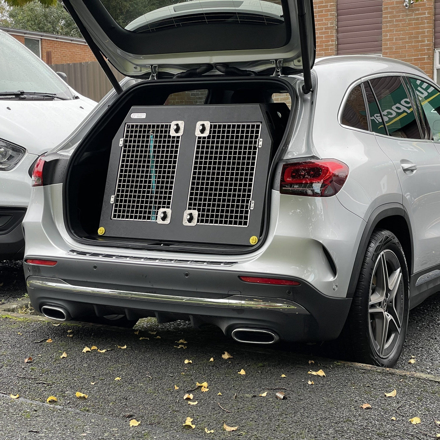 Mercedes GLA Transport Cage For Dogs For Sale — DT BOXES