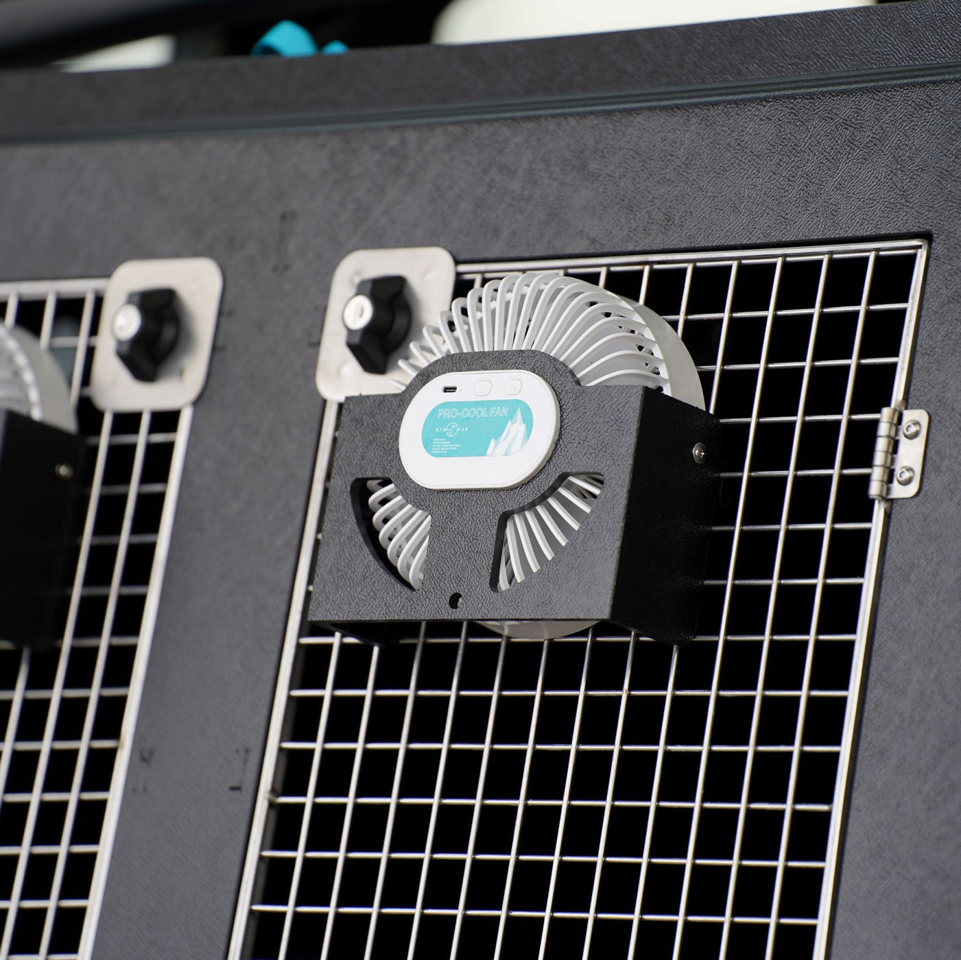 Pro-Cool Rechargeable Dog Crate Fan — DT BOXES