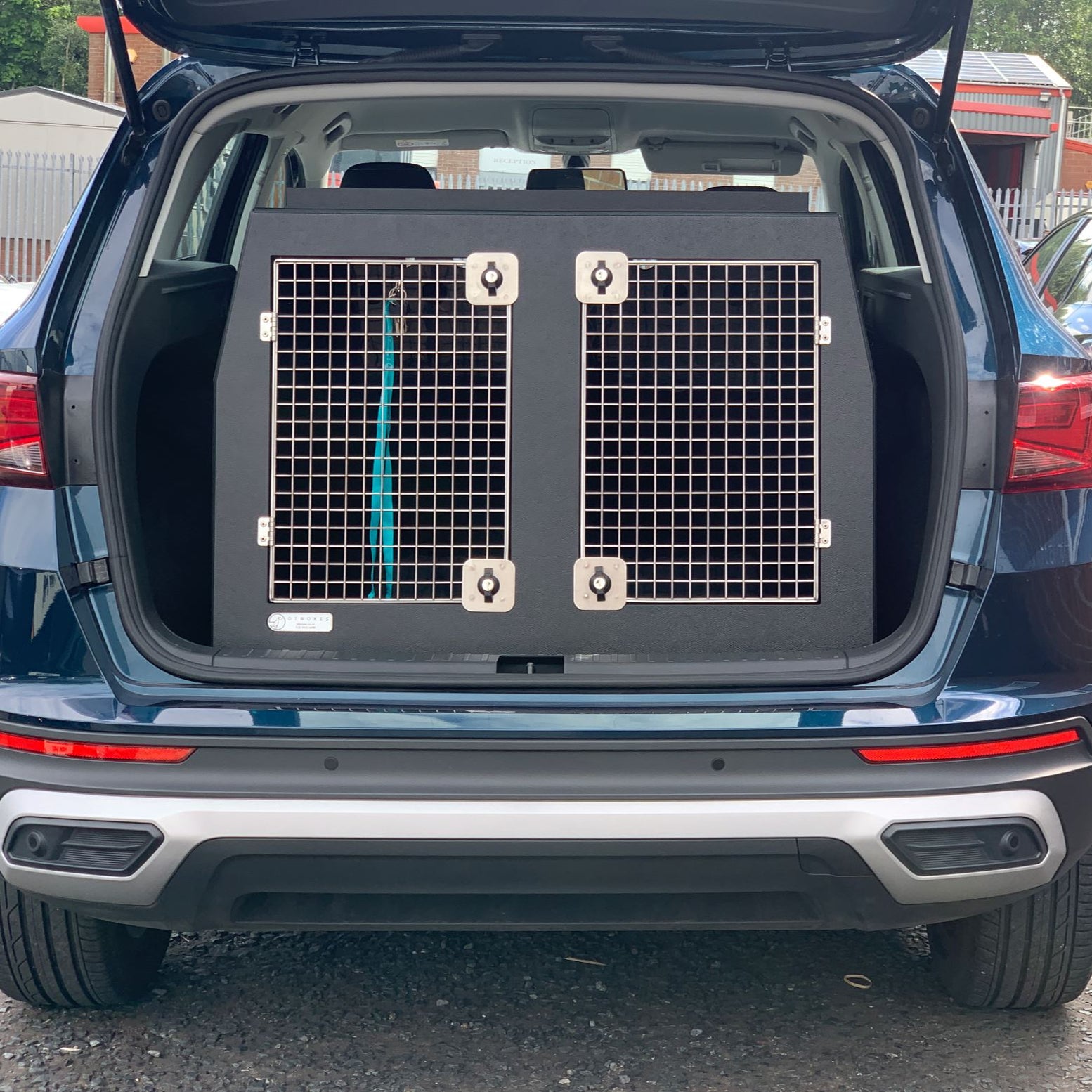 Seat Ateca Lower boot (2016–Present) Dog Car Crate DT 15 — DT BOXES